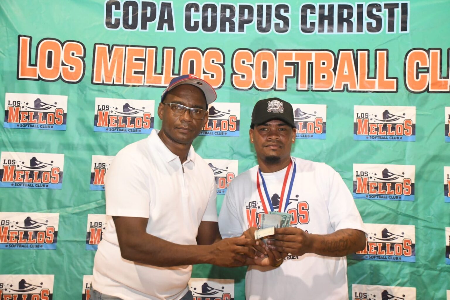 Los Prados ganan X clásico Corpus Christi de Softbol en chata ...